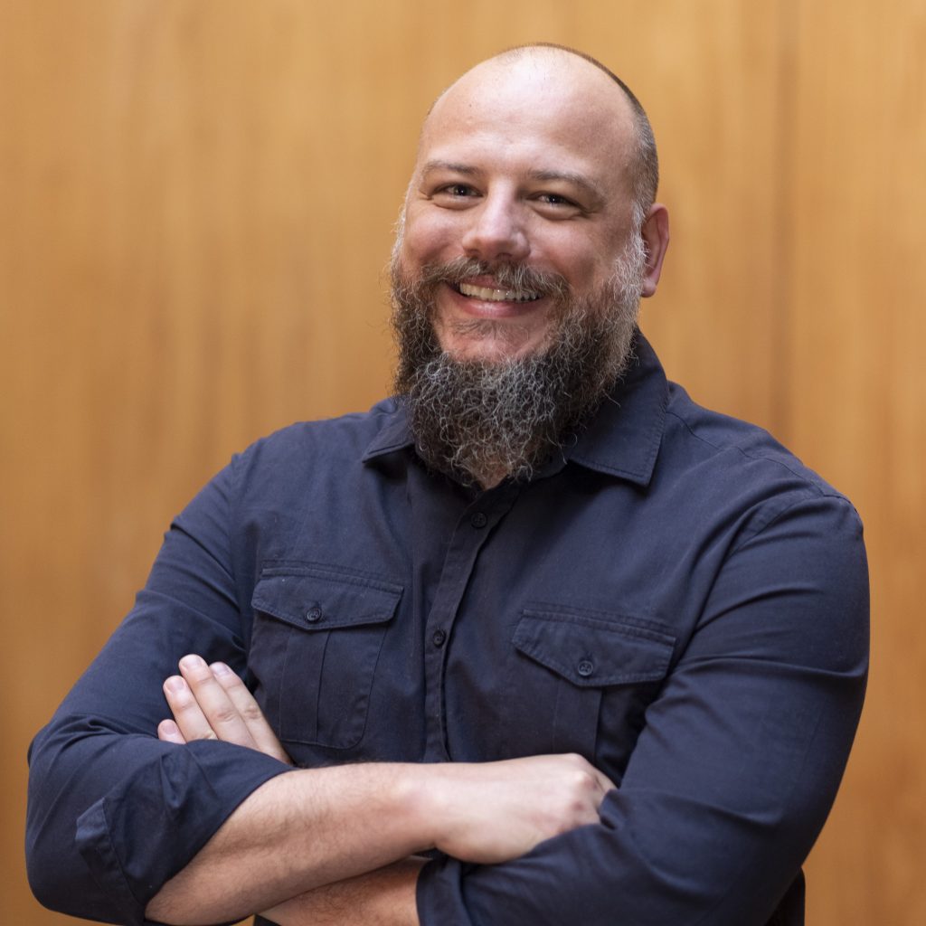 Claudio Bruno - Portal Aberje